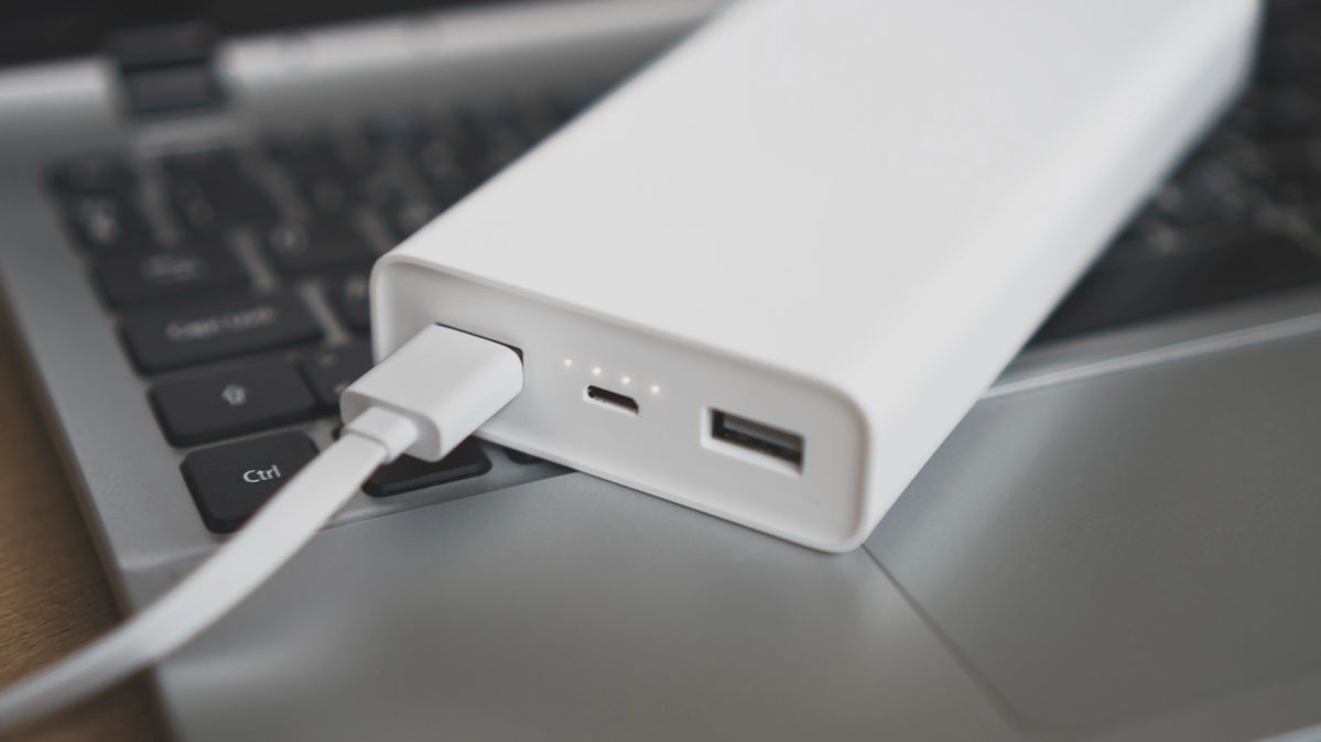 Singapore clamps down on power bank battery packs - Executive Traveller