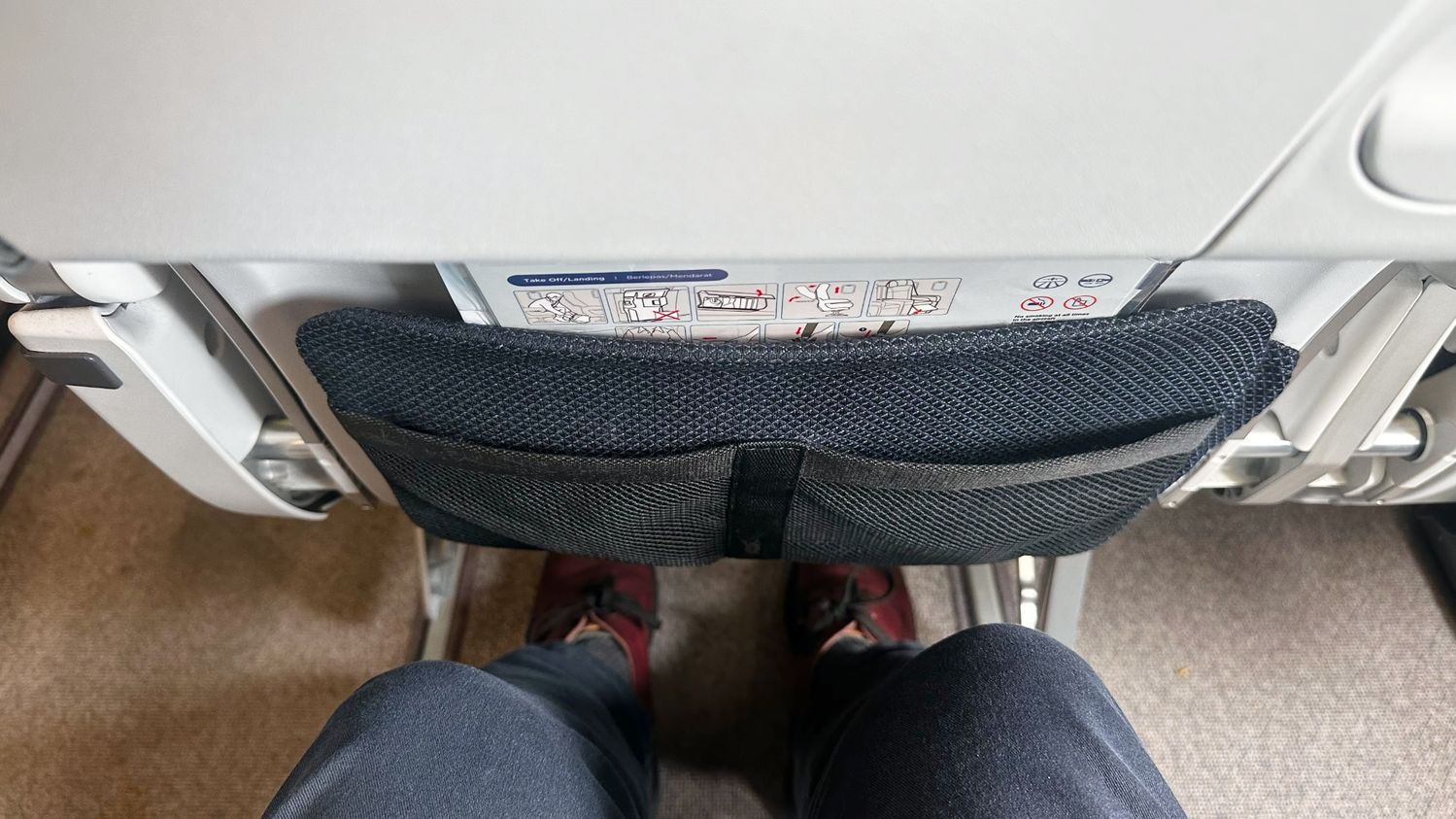 Review: Malaysia Airlines A330neo extra legroom economy - Executive ...
