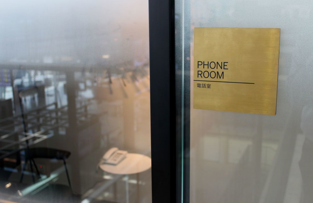 Review: American Express Centurion Lounge, Hong Kong International ...