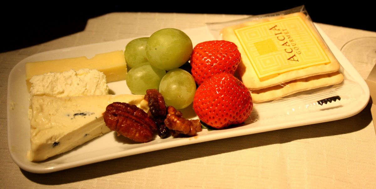 Review: 'Delta One' business class: New York-Los Angeles, Boeing 757 ...