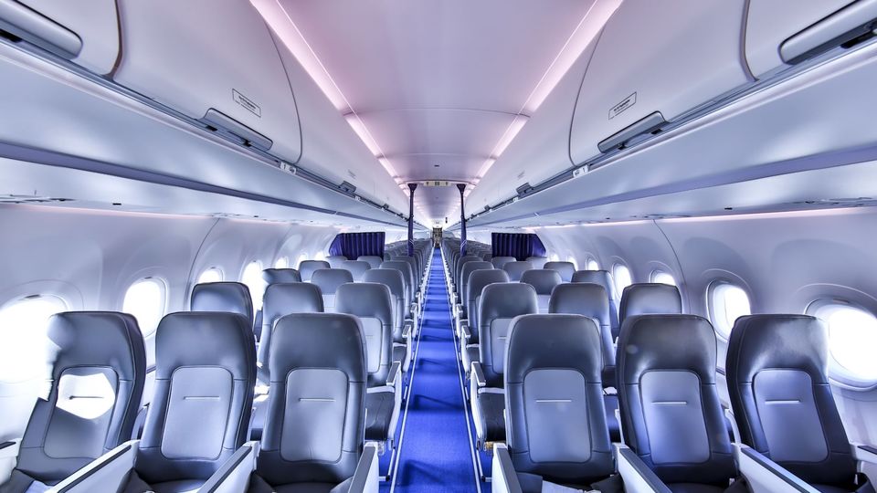 Airbus A320neo vs Boeing 737 MAX as Qantas renews domestic jet fleet ...