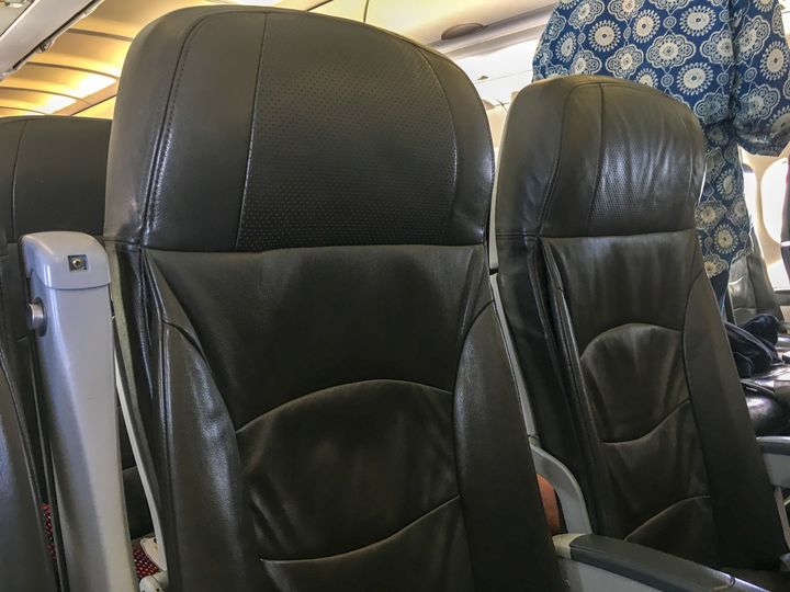 Review: Review: Qantas QantasLink Airbus A320 economy class, Perth ...